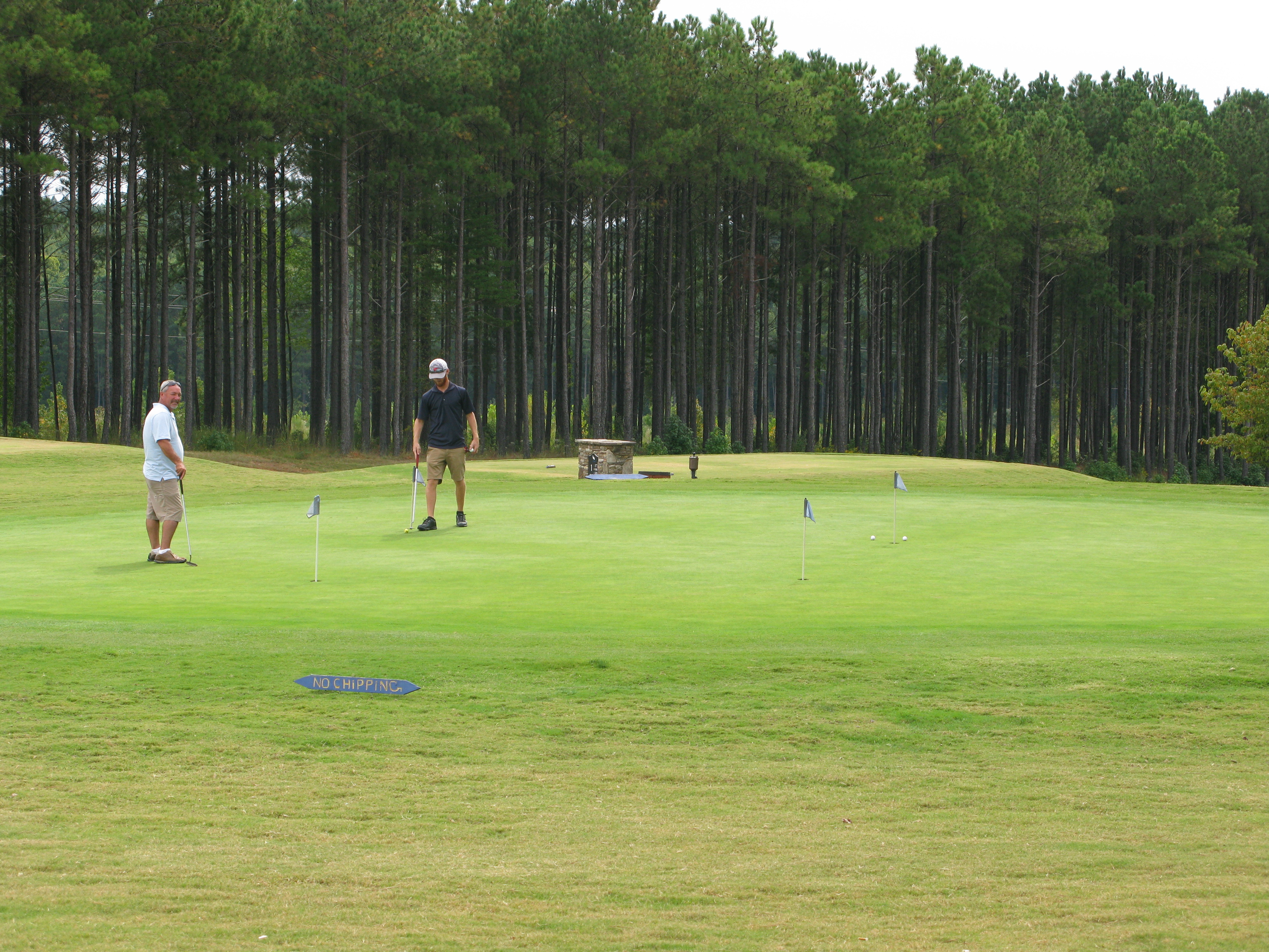 About Us - Edgewater Golf Club